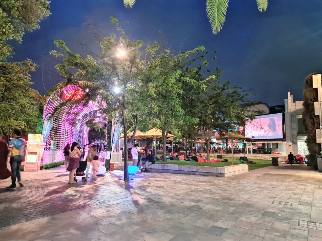 Free Festive Flicks Light Up City of Perth Northbridge Piazza - The ...